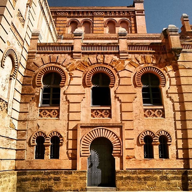 Meine Story: Neo-mudéjar architecture style in Cádiz | Erasmus+
